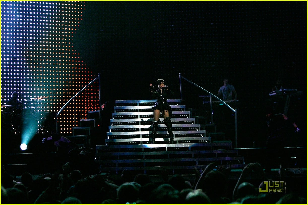 Kim Kardashian is Popcorn Playful: Photo 1690951 | Kim Kardashian ...