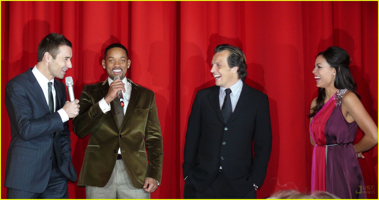 Seven Pounds Cast