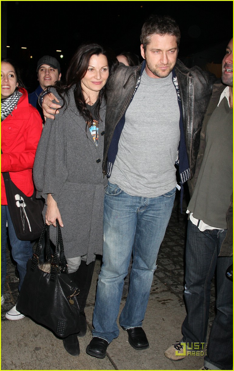 Gerard Butler Has Fashion Fun: Photo 1729701 | Gerard Butler Photos ...