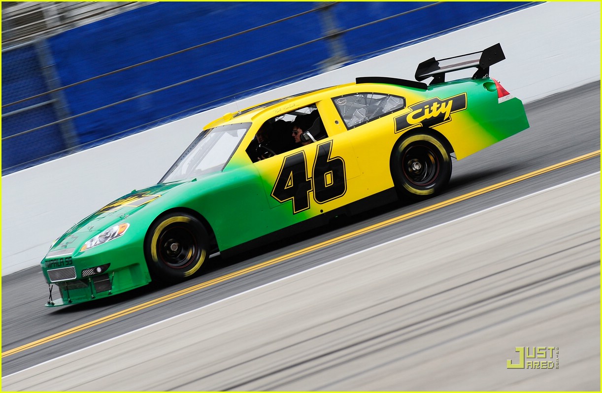 Tom Cruise: My Son is a Kid Robot: Photo 1727031 | Celebrity Babies ...