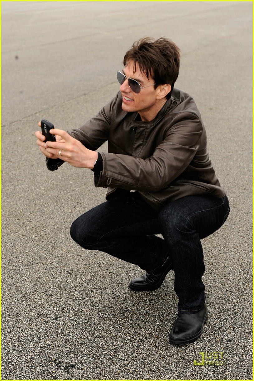 Tom Cruise: My Son is a Kid Robot: Photo 1727121 | Celebrity Babies ...