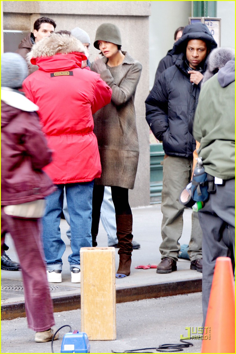 Photo: katie holmes crying scene 12 | Photo 1752931 | Just Jared