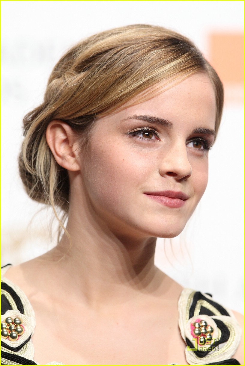Photo: emma watson space mk skincare. 22 | Photo 1719601 | Just Jared