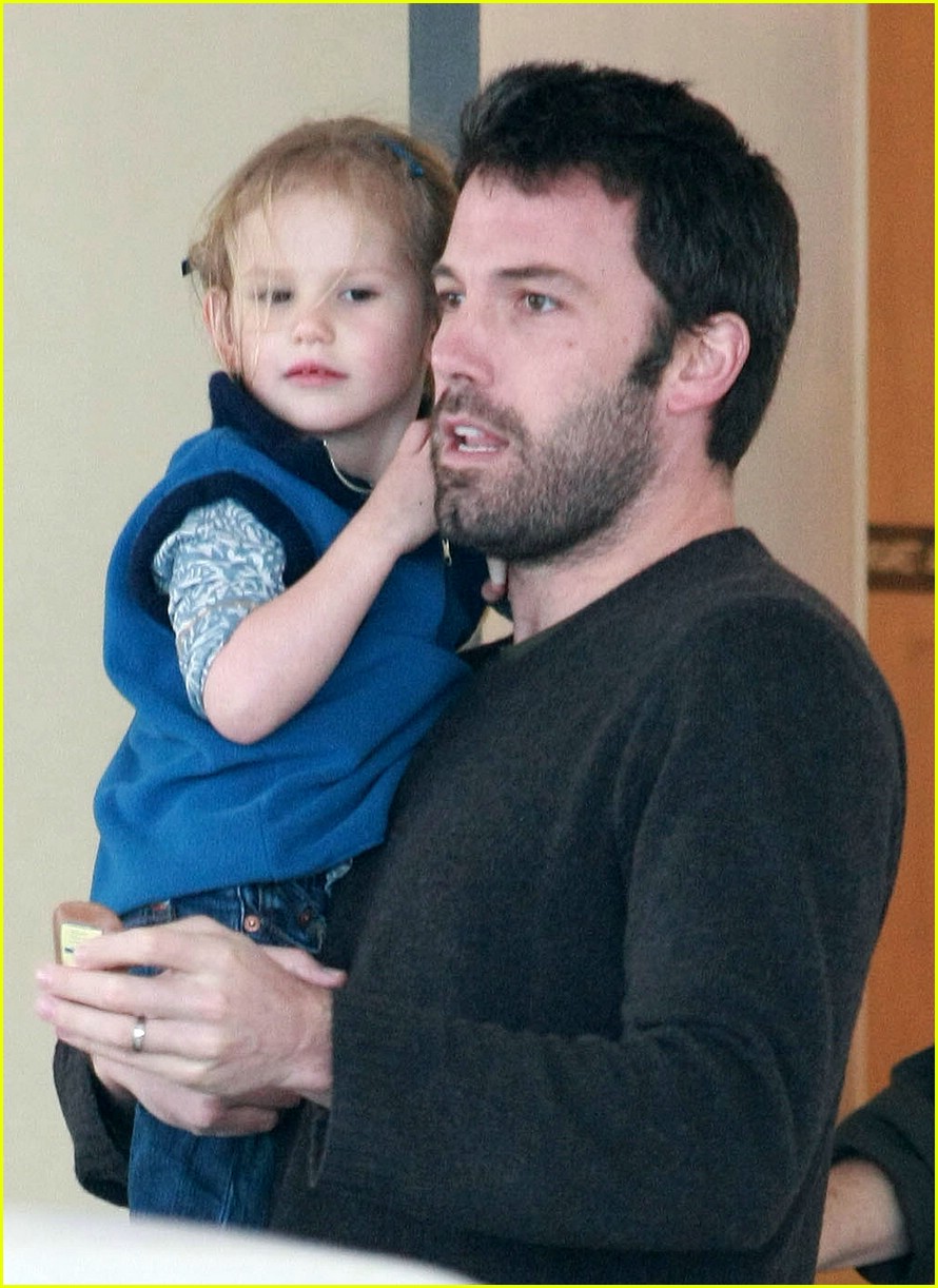 Violet Affleck: Like Father, Like Daughter!: Photo 1779351 | Ben ...