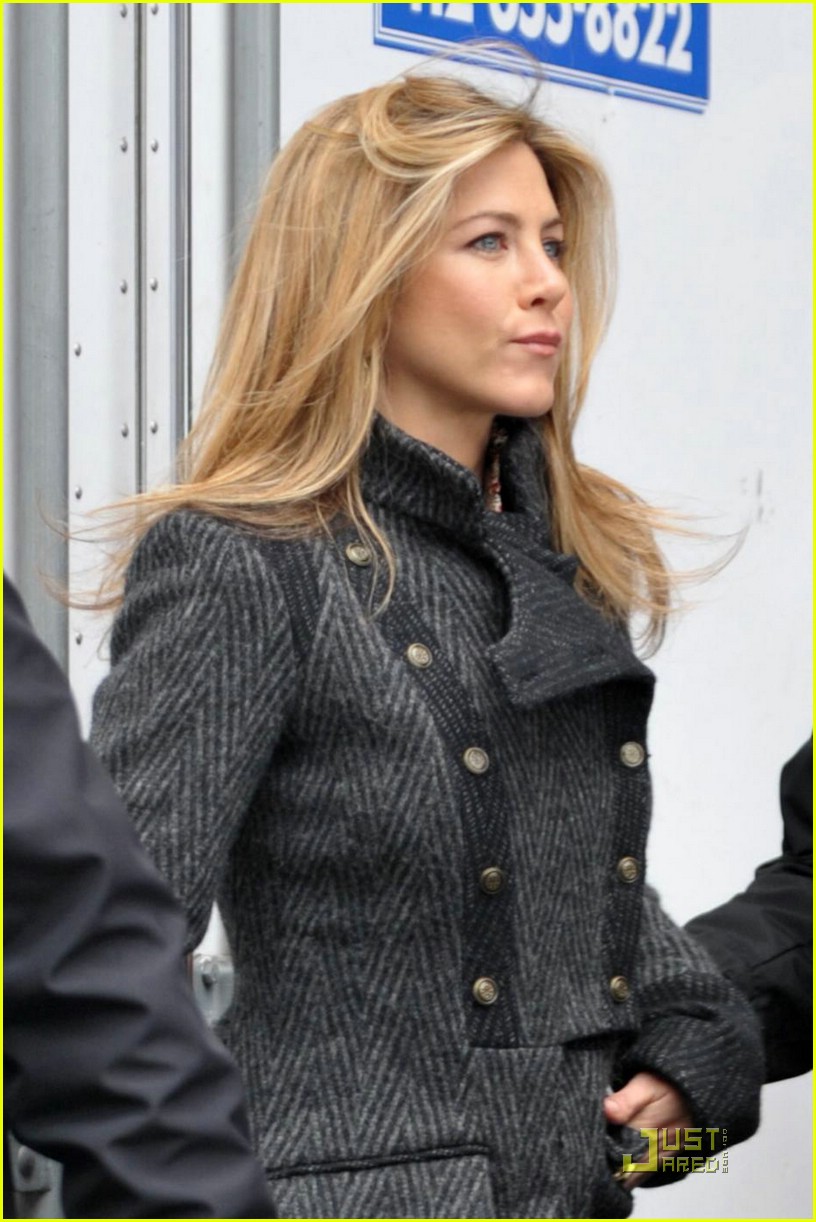 Jennifer Aniston: It's Another Baster Day!: Photo 1822541 | Jennifer ...