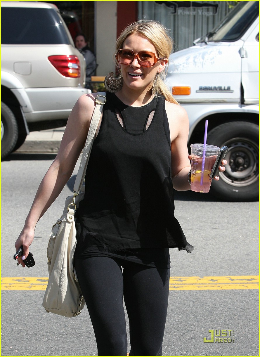 Hilary Duff is a Caioti Cutie: Photo 1798971 | Hilary Duff Photos ...