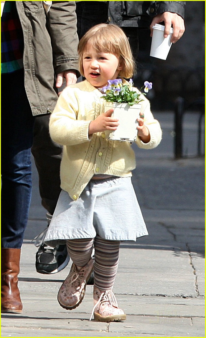 Matilda Ledger is a Flower Girl: Photo 1799051 | Celebrity Babies ...