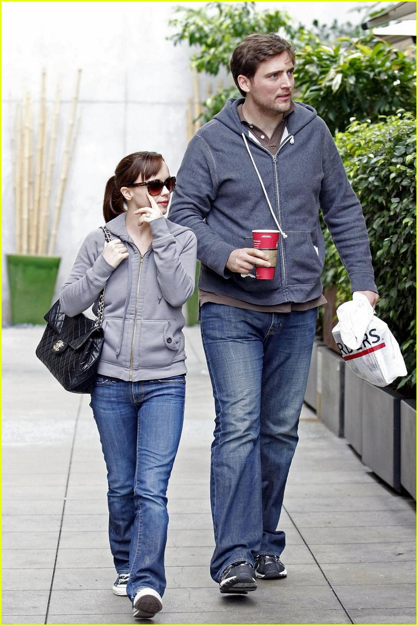 Christina Ricci is House Hunting: Photo 1806901 | Christina Ricci, Owen ...