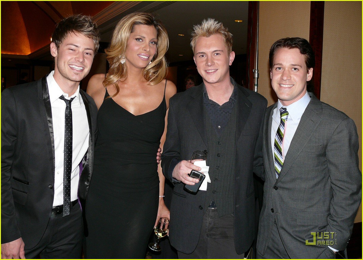 T.R. Knight Supports The Human Rights Campaign: Photo 1791161 | Mark ...