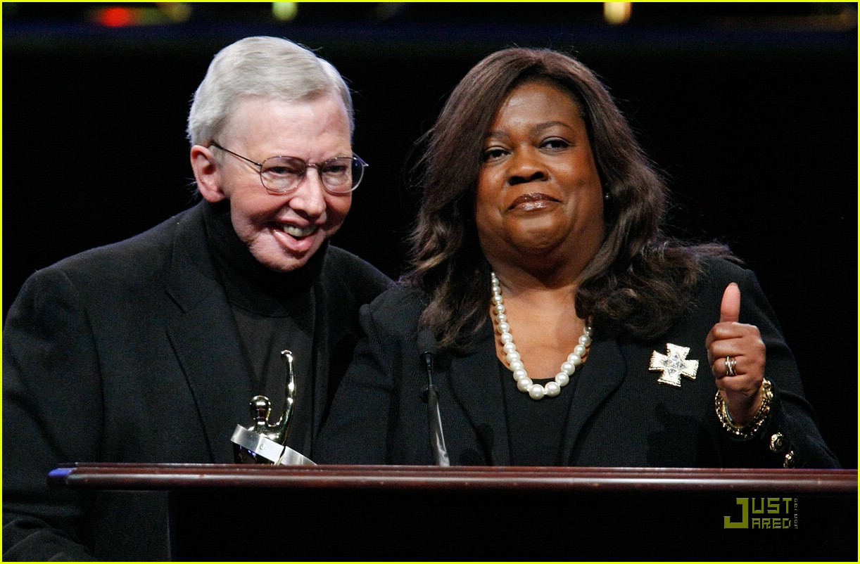 Roger Ebert: Two Thumbs Up!: Photo 1832151 | Roger Ebert Pictures ...