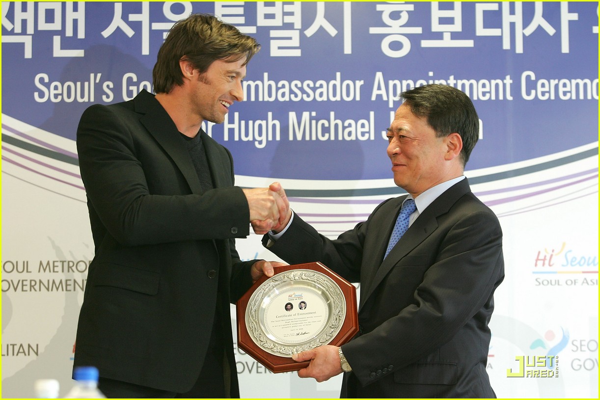 Hugh Jackman's Got Some Seoul: Photo 1845501 | Hugh Jackman Pictures ...