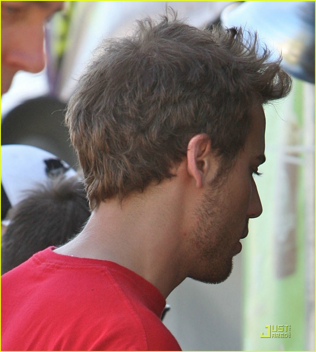 Jessica Stroup & Dustin Milligan: Coachella Couple: Photo 1864621 ...