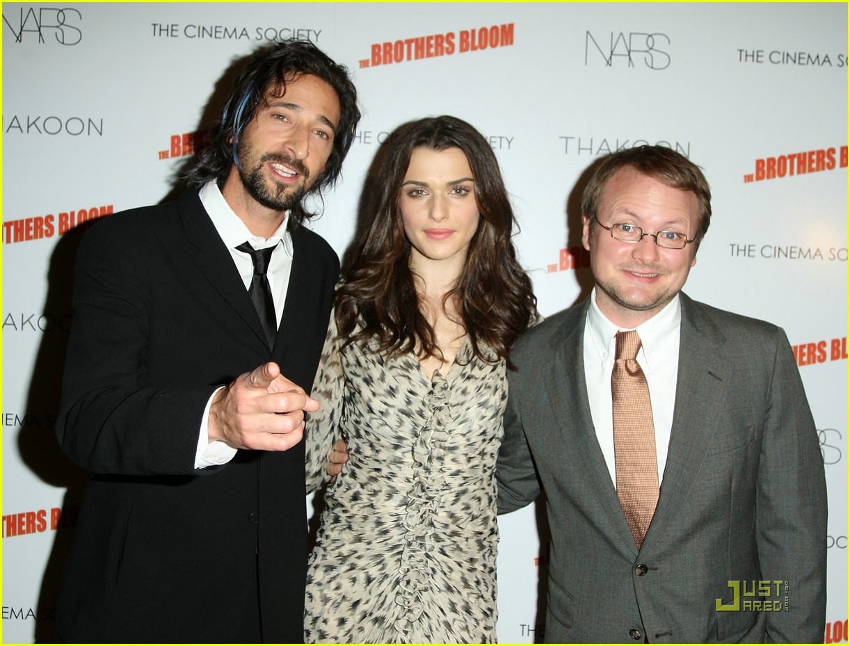 Rachel Weisz Can Play The Accordion... And Rap!: Photo 1911901 | Adrien ...