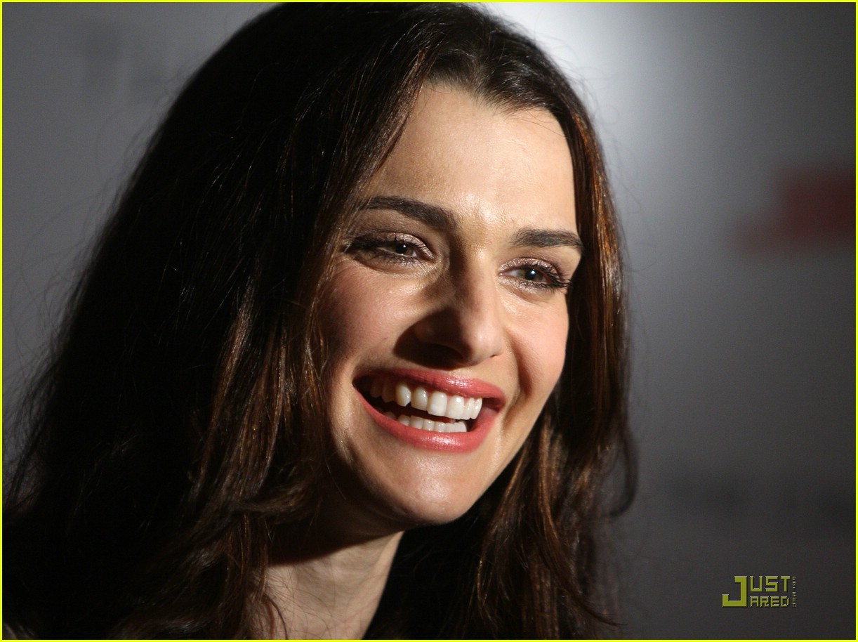 Rachel Weisz Can Play The Accordion... And Rap!: Photo 1911911 | Adrien ...