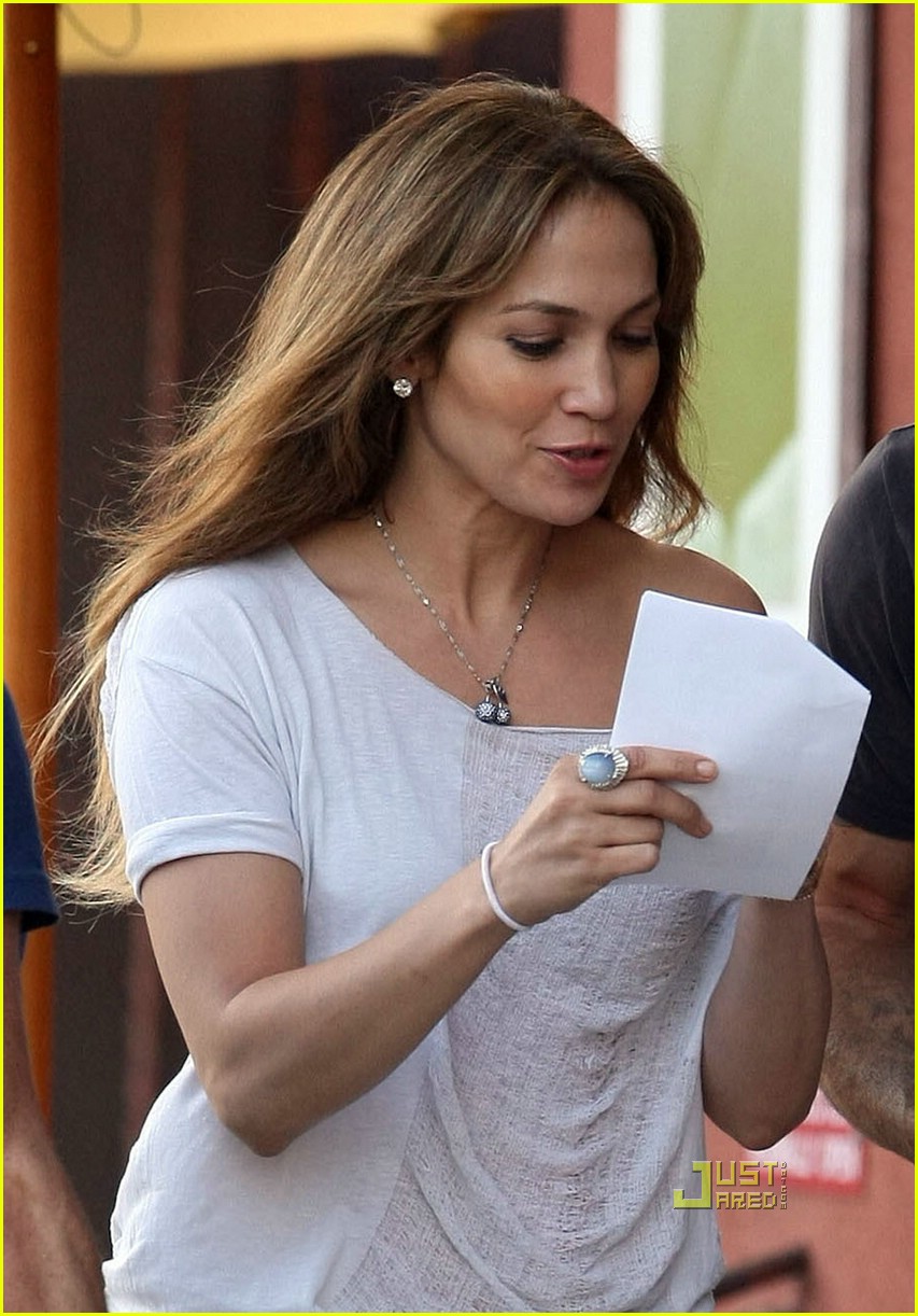Jennifer Lopez Gets Back-Up Support: Photo 1921171 | Jennifer Lopez ...