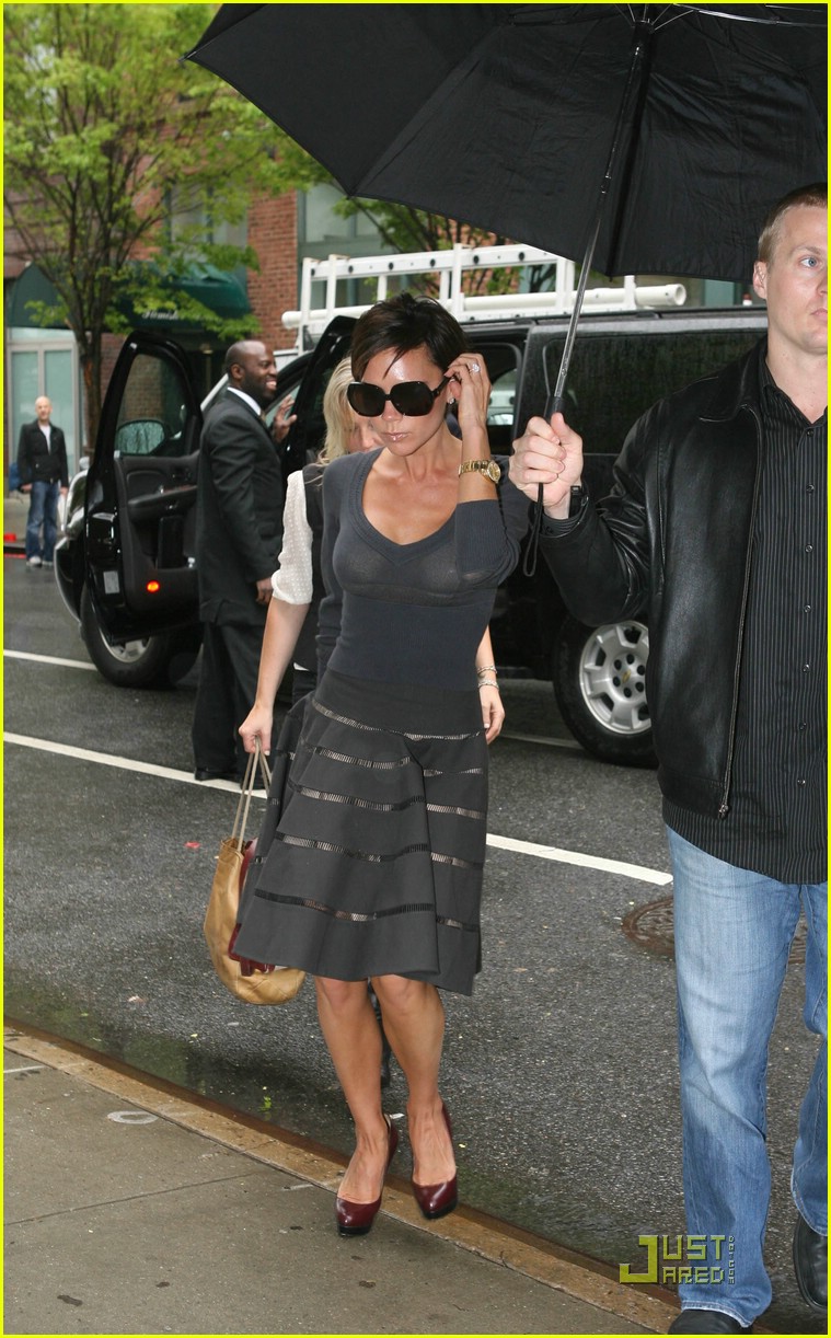 Victoria Beckham is a Chelsea Chick: Photo 1899991 | Victoria Beckham ...
