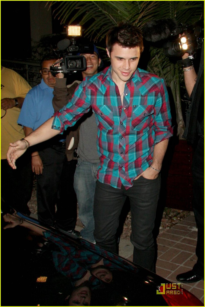 Kris Allen Makes It To Madeo: Photo 2002841 | Kris Allen Photos | Just ...