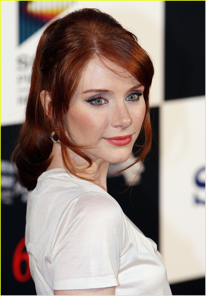 Christian Bale: Terminating Tokyo: Photo 1967831 | Anton Yelchin, Bryce ...