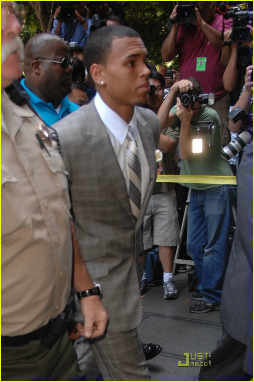 Chris Brown Plea Deal -- No Jail Time!: Photo 2004211 | Chris Brown ...