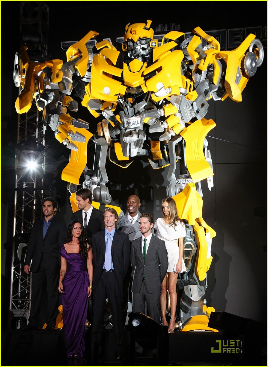 Megan Fox is Tokyo Terrific For Transformers: Photo 1975231 | Megan Fox ...