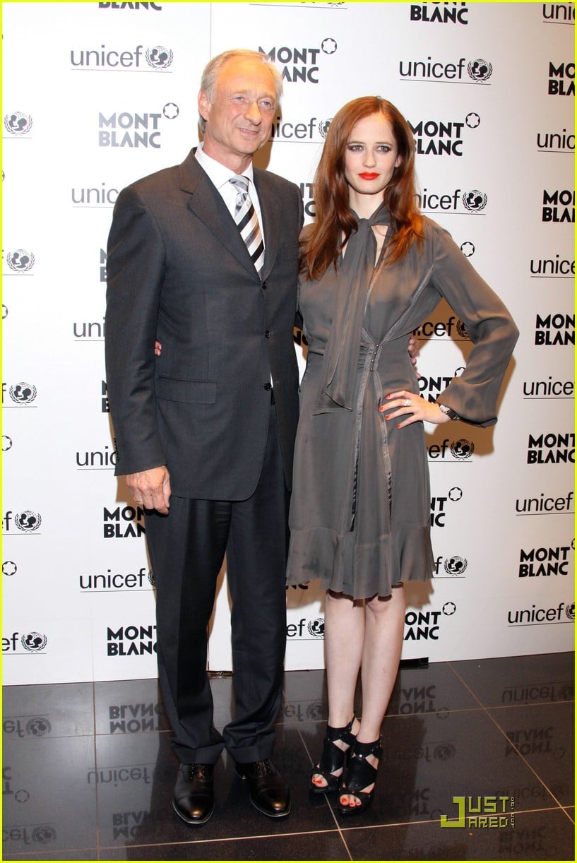 Eva Green's Signature For Good: Photo 2010611 | Eva Green Photos | Just ...