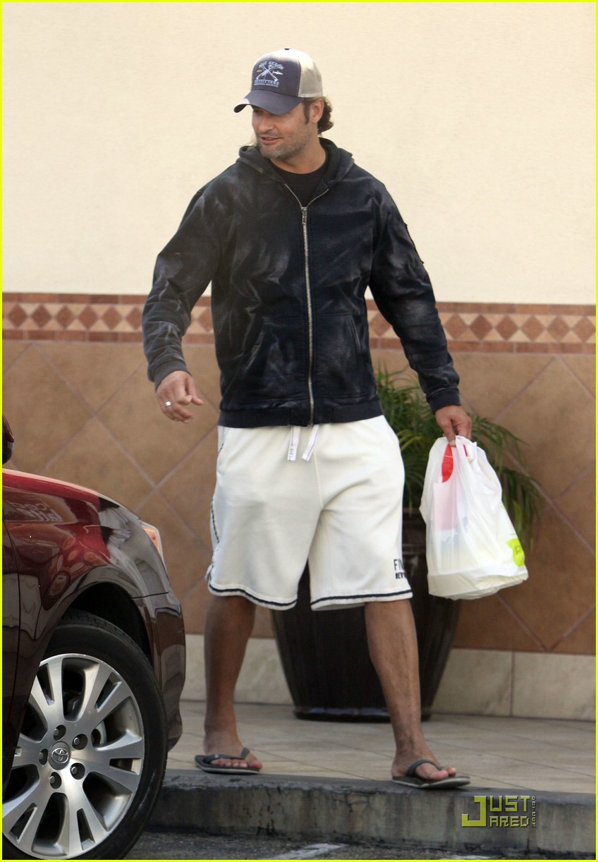 Josh Holloway Gets His Java On: Photo 2015901 | Celebrity Babies, Java ...