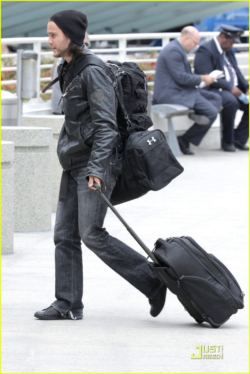 Taylor Kitsch is Beanie Buff: Photo 1965141 | Taylor Kitsch Photos ...