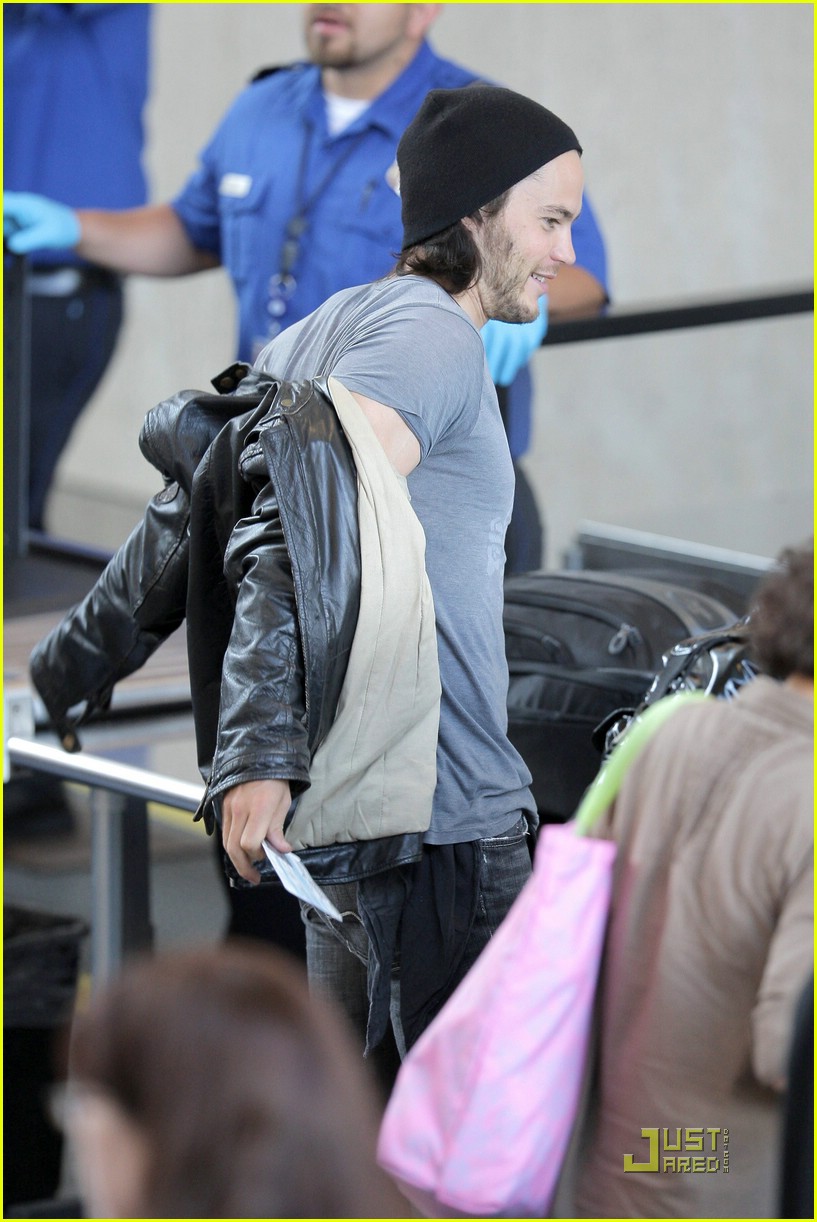 Taylor Kitsch is Beanie Buff: Photo 1965151 | Taylor Kitsch Photos ...