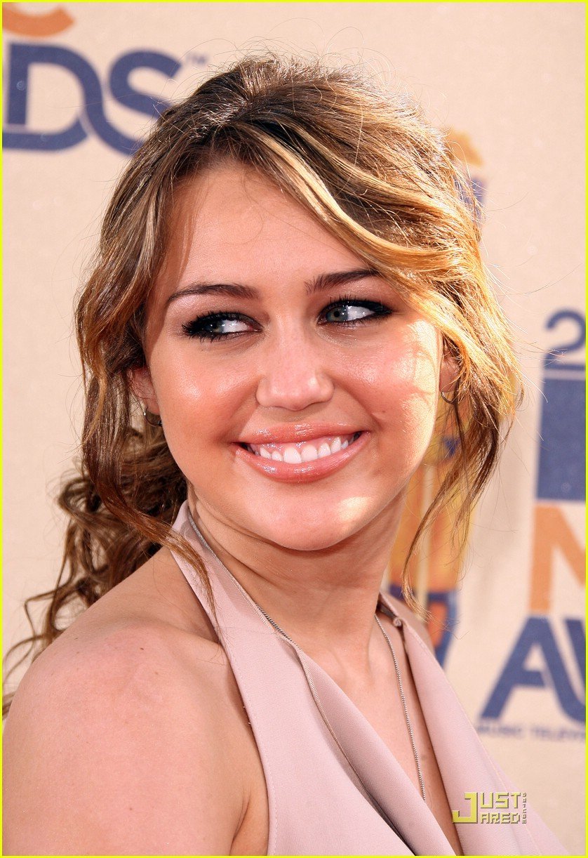 Miley Cyrus - MTV Movie Awards 2009: Photo 1958951 | Miley Cyrus, MTV ...