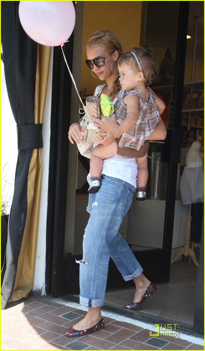 Jessica Alba & Honor Warren Pair Purple: Photo 2090902 | Cash Warren ...