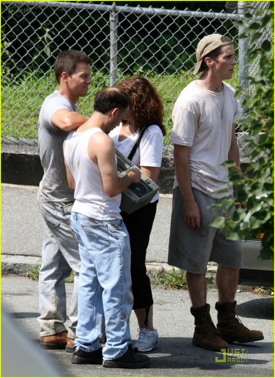 Christian Bale is Dicky Eklund : Photo 2084282 | Christian Bale ...