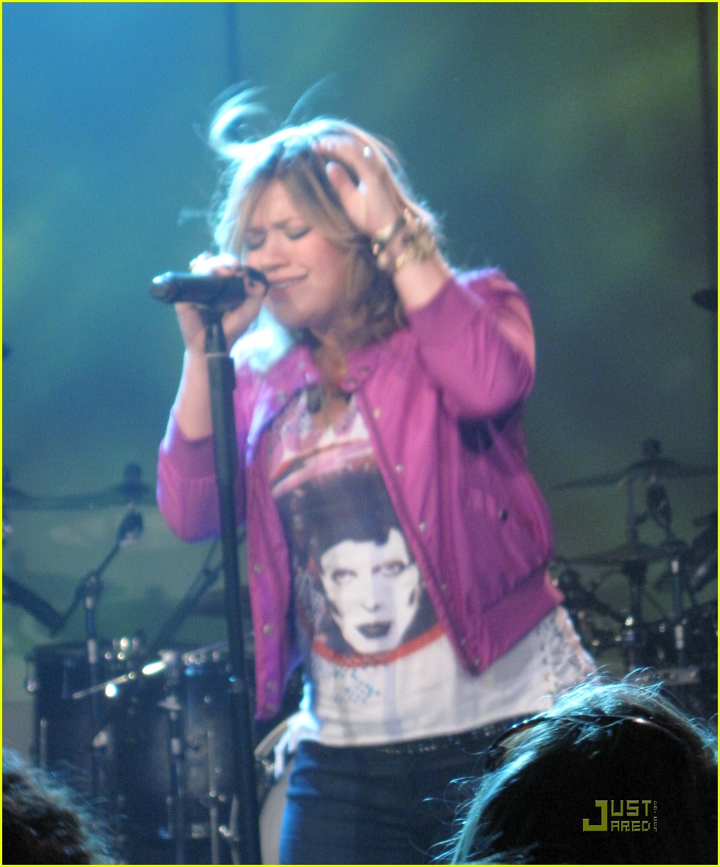 Kelly Clarkson Covers Janet Jackson's "If": Photo 2053271 | Janet ...