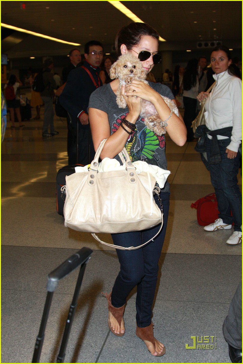 Ashley Tisdale & Emile Hirsch: On With Alexa Chung!: Photo 2083501 ...