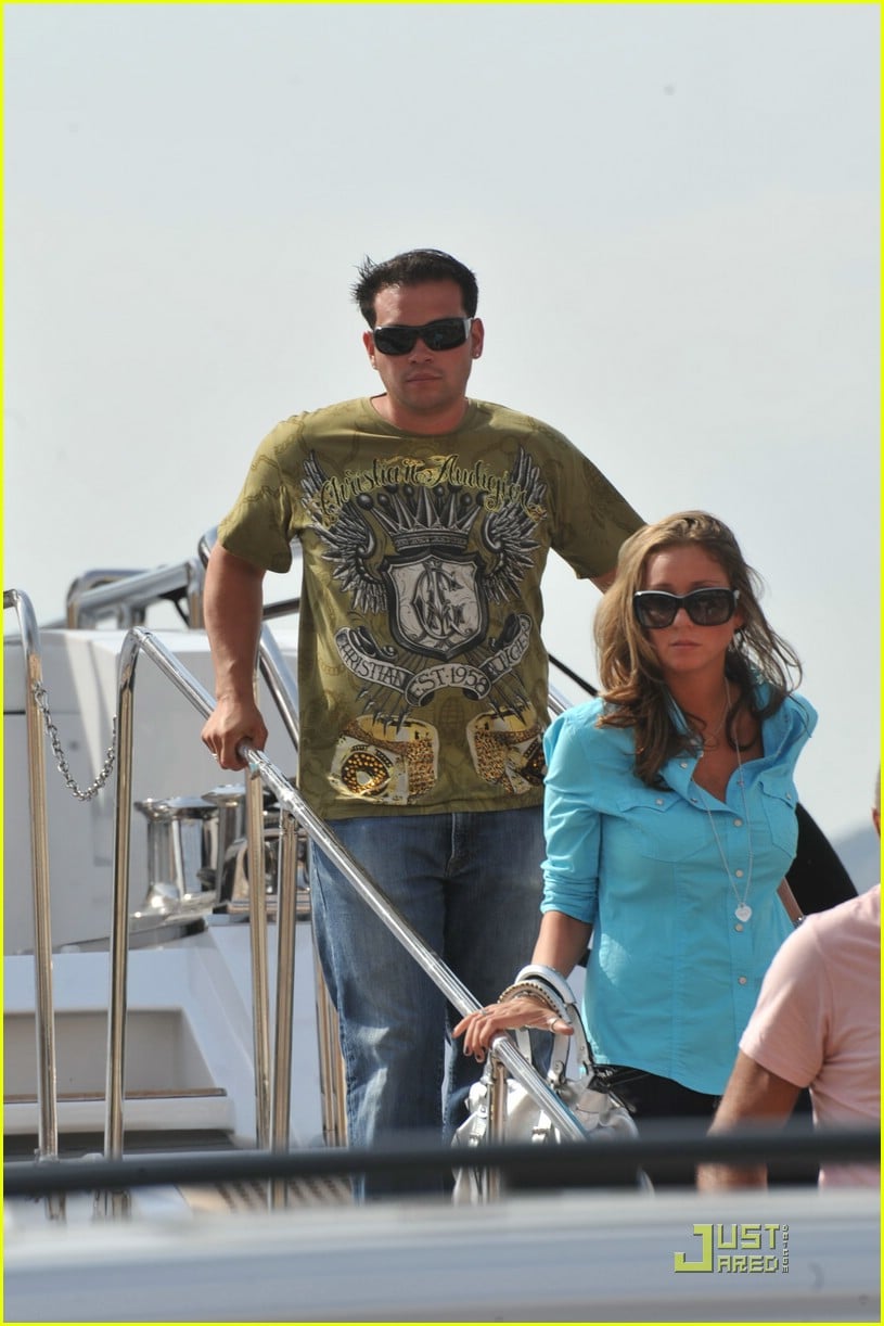 Jon Gosselin & Girlfriend Hit St. Tropez : Photo 2047111 | Christian ...