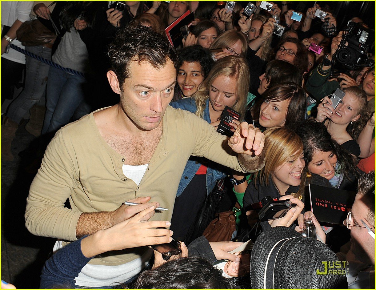 Jude Law's Love Triangle: Photo 2065641 | Jude Law Photos | Just Jared ...
