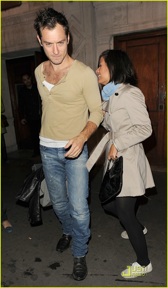 Jude Law's Love Triangle: Photo 2065651 | Jude Law Photos | Just Jared ...