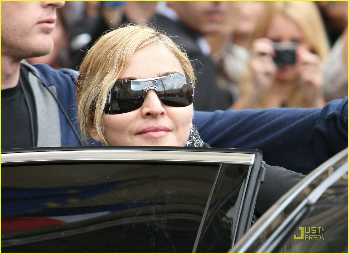 Madonna Performs In Paris: Photo 2044441 | Madonna Photos | Just Jared ...
