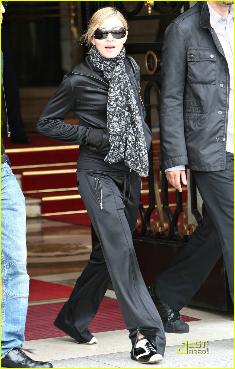 Madonna Performs In Paris: Photo 2044471 | Madonna Photos | Just Jared ...