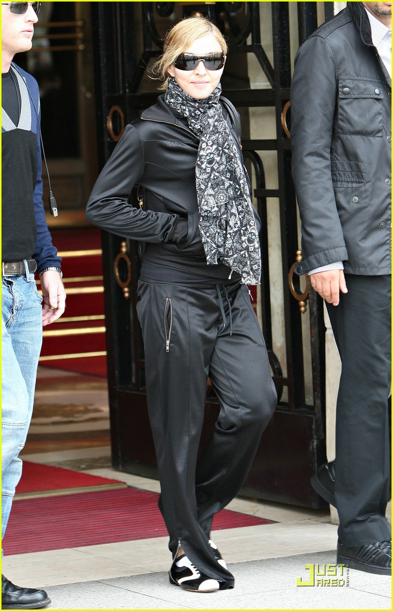 Madonna Performs In Paris: Photo 2044481 | Madonna Photos | Just Jared ...