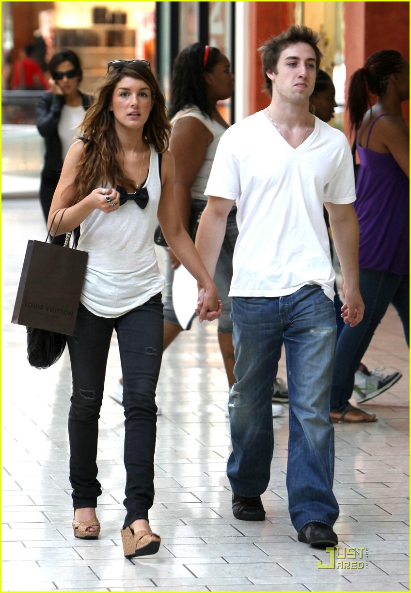 Ethan Rapoport-Cole: Shenae Grimes' Boyfriend!: Photo 2198561 | Ethan ...