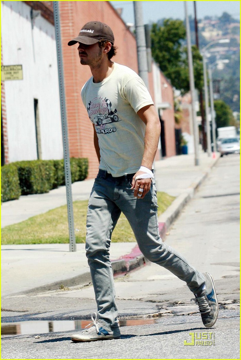 Shia LaBeouf is a Menards Man: Photo 2068552 | Shia LaBeouf Pictures ...