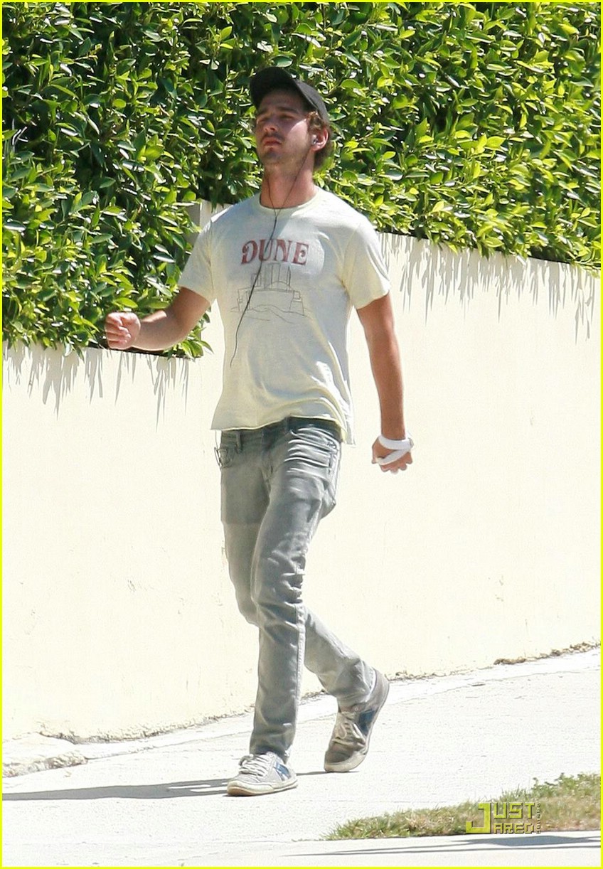 Shia LaBeouf is a Menards Man: Photo 2068602 | Shia LaBeouf Photos ...