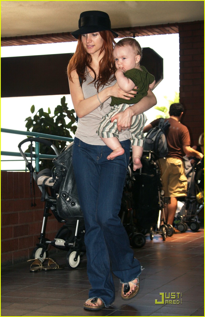 Ashlee Simpson: Baby Play Date: Photo 2073032 | Ashlee Simpson, Bronx ...