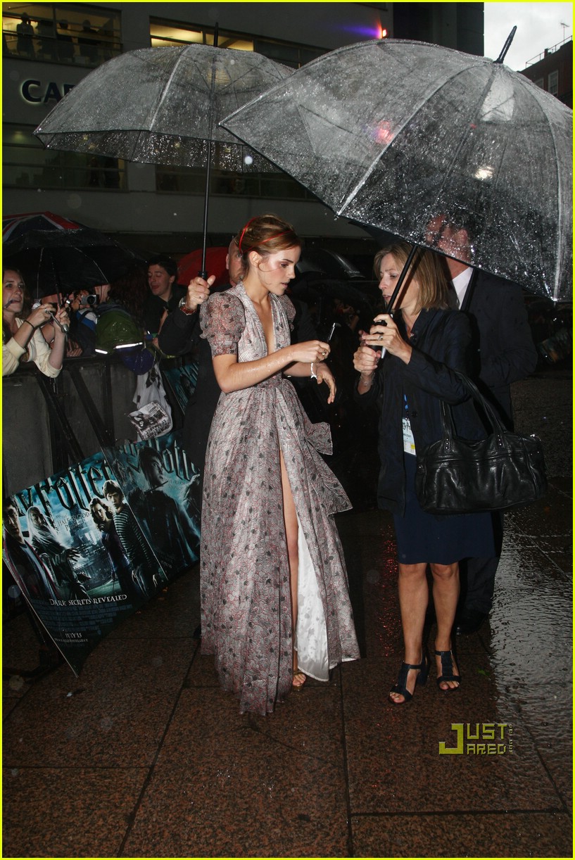 Emma Watson Is Soaking Wet Photo 2037431 Emma Watson Pictures Just Jared