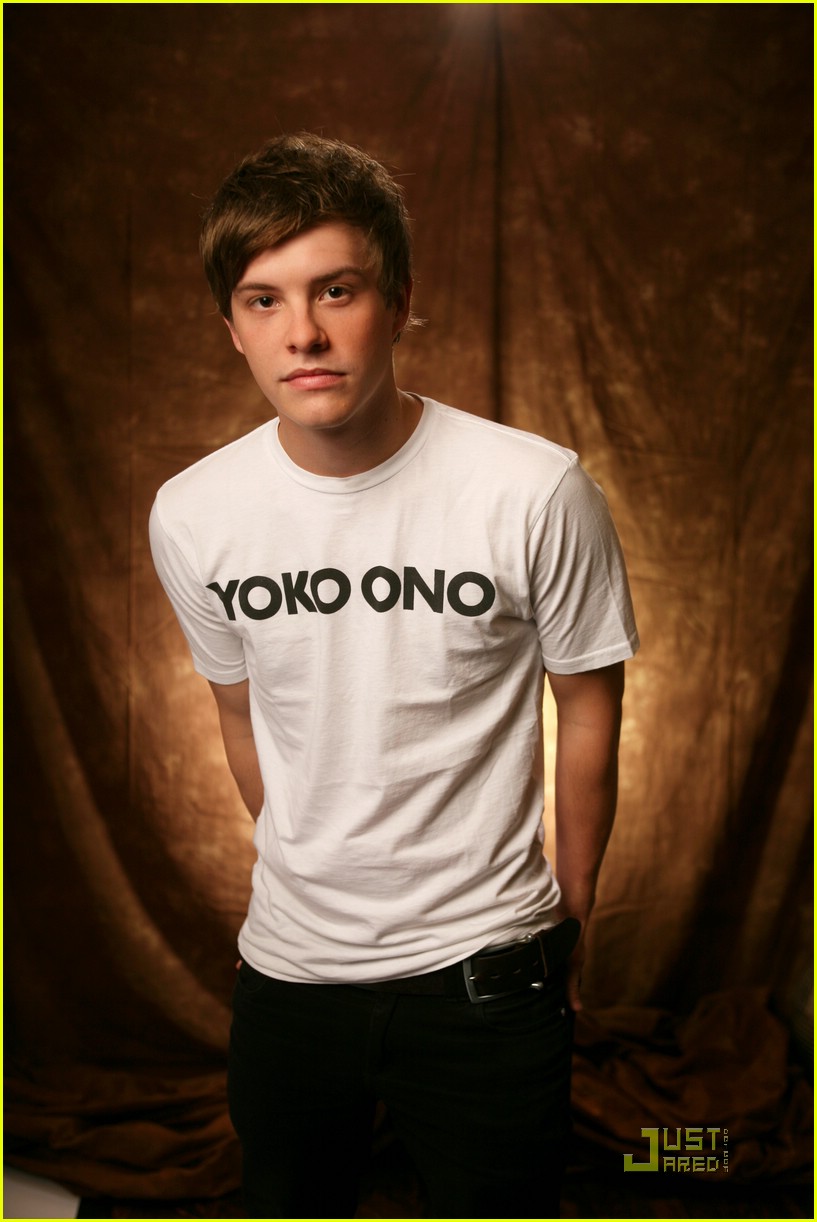 Photo: xavier samuel eclipse twilight 02 | Photo 2056361 | Just Jared ...