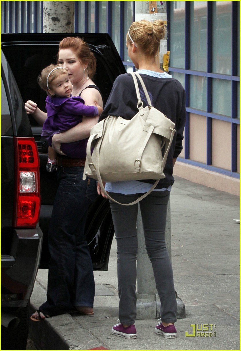 Jessica Alba: Malibu Beach Bikini Babe: Photo 2095211 | Bikini, Cash ...