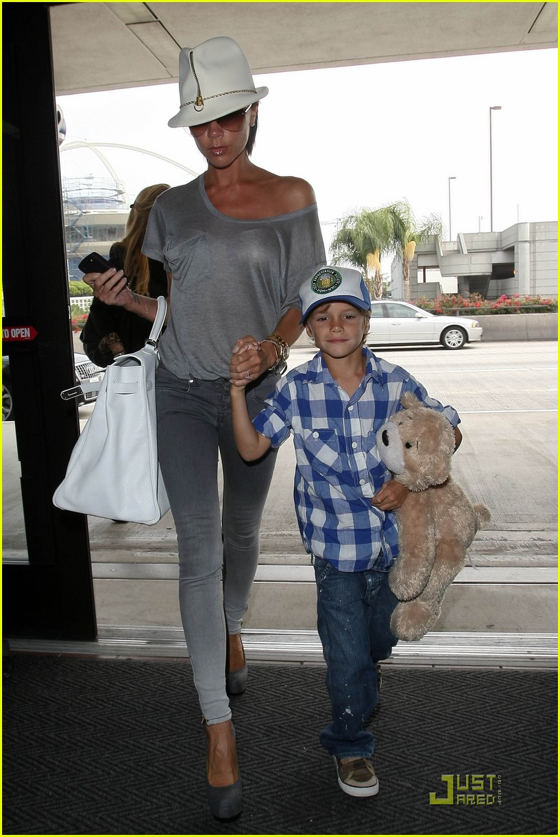 Victoria Beckham's Son Romeo Appreciates Beer: Photo 2140531 ...