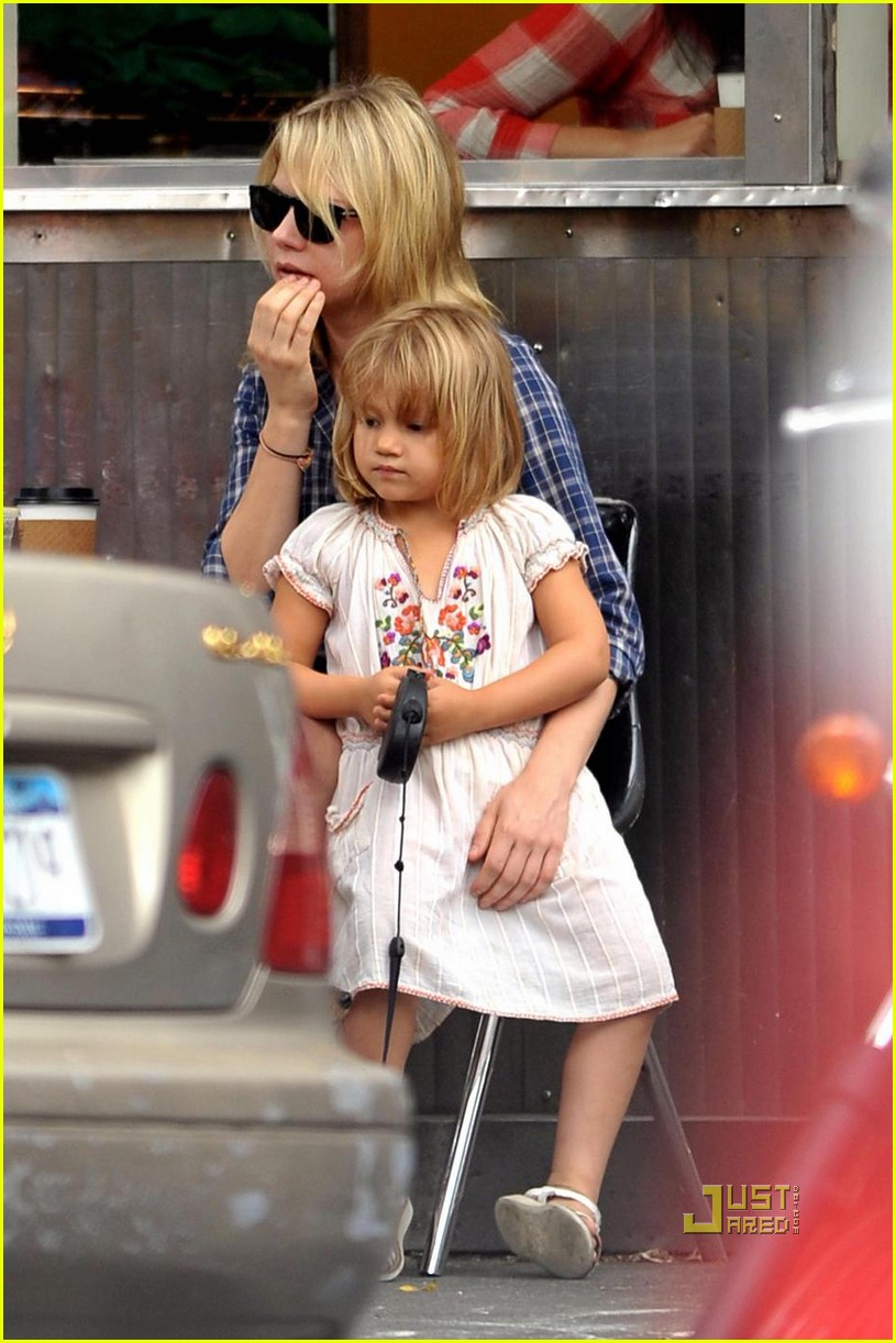 Matilda Ledger Hangs With Michelle Williams: Photo 2175291 | Celebrity ...