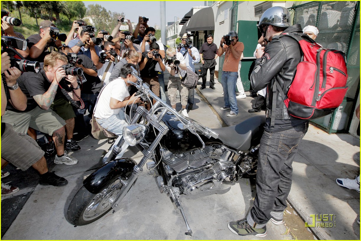 Justin Timberlake is a Motorcycle Man: Photo 2128581 | Jessica Biel ...