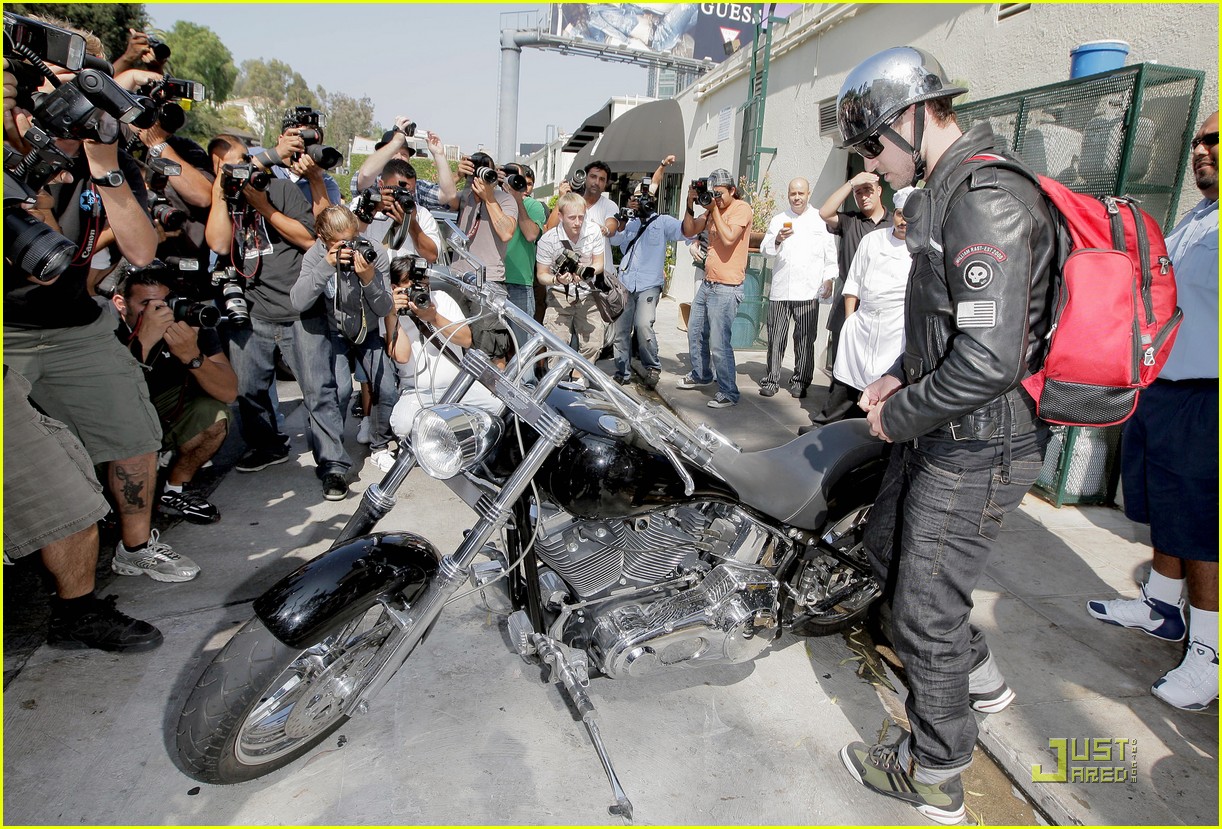 Justin Timberlake is a Motorcycle Man: Photo 2128631 | Jessica Biel ...